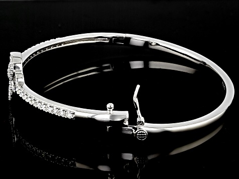 Moissanite Platineve Heart Bangle Bracelet 1.04ctw DEW - MOJ983 | JTV
